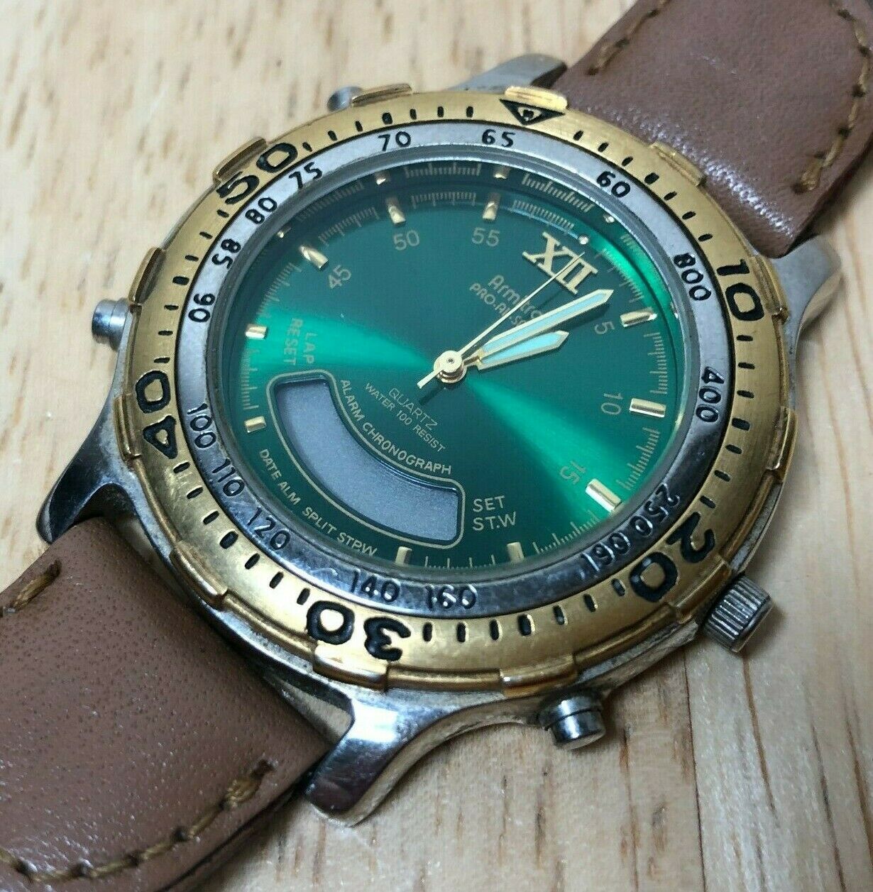 Armitron Mens 30m Moving Bezel Dual Tone Green Quartz Watch Hours~Part ...